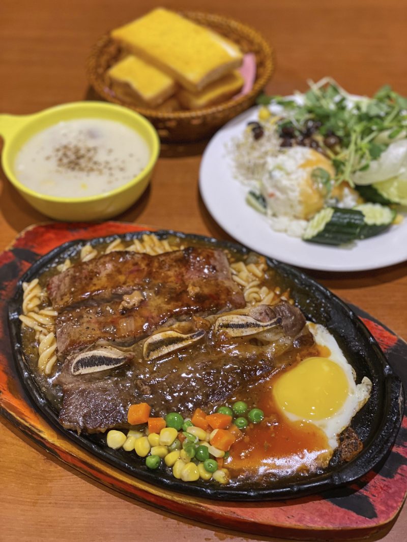 The Sizzling Story of Taiwanese Iron-Plate Steak: A Journey Through ...